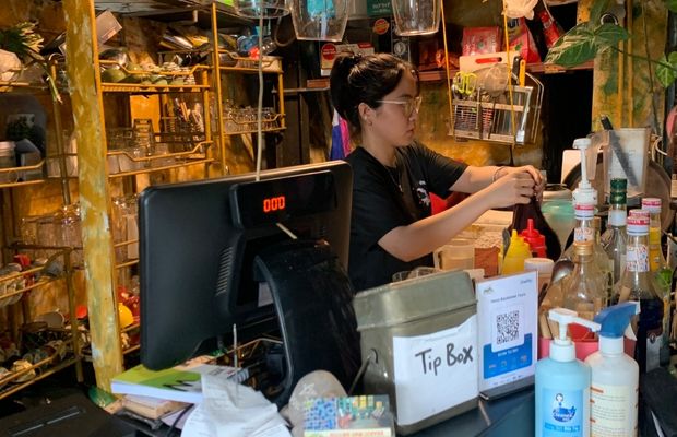 Hidden Gem Cafe - The unique recycled cafe in Hanoi you should not miss